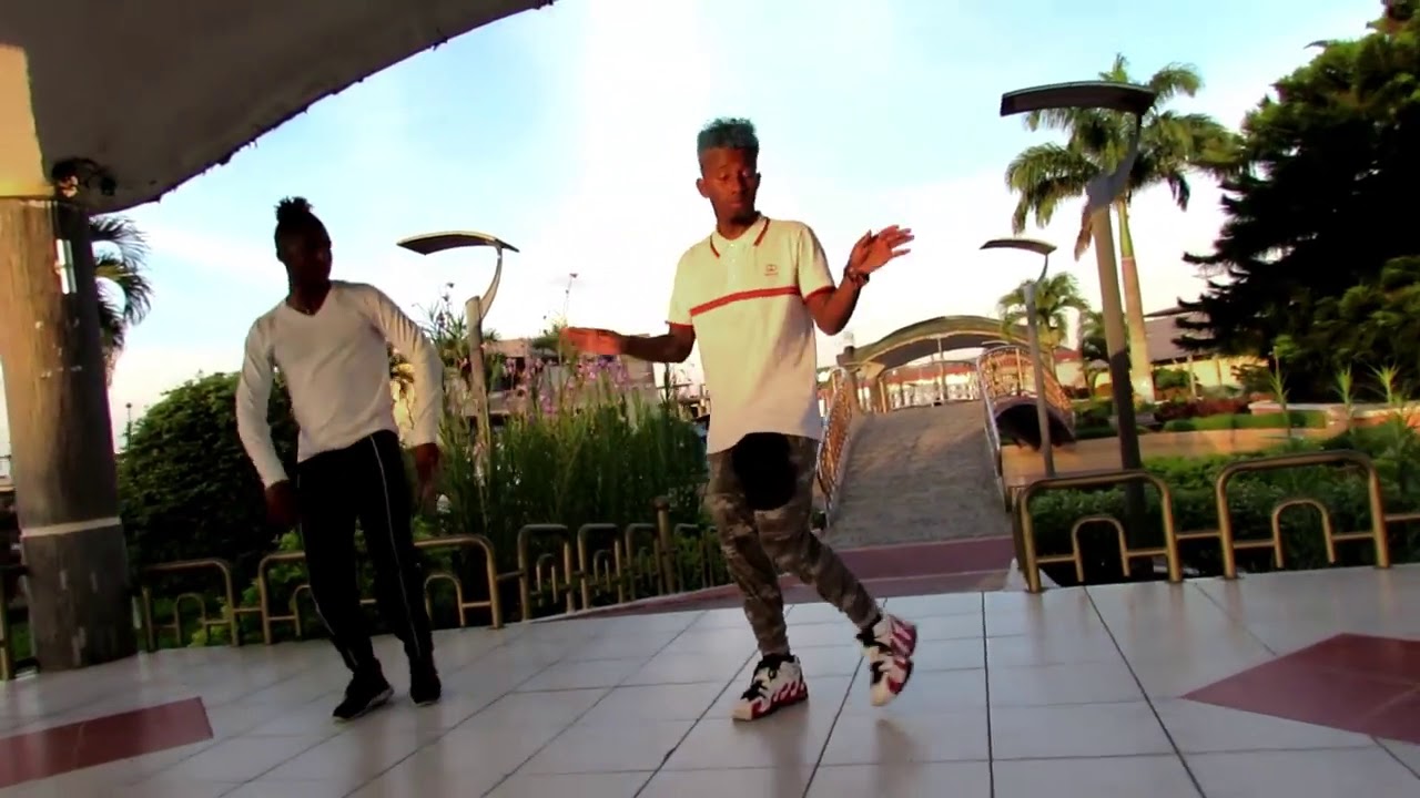 ~NANCY / Vídeo Dance Oficial👁 - YouTube