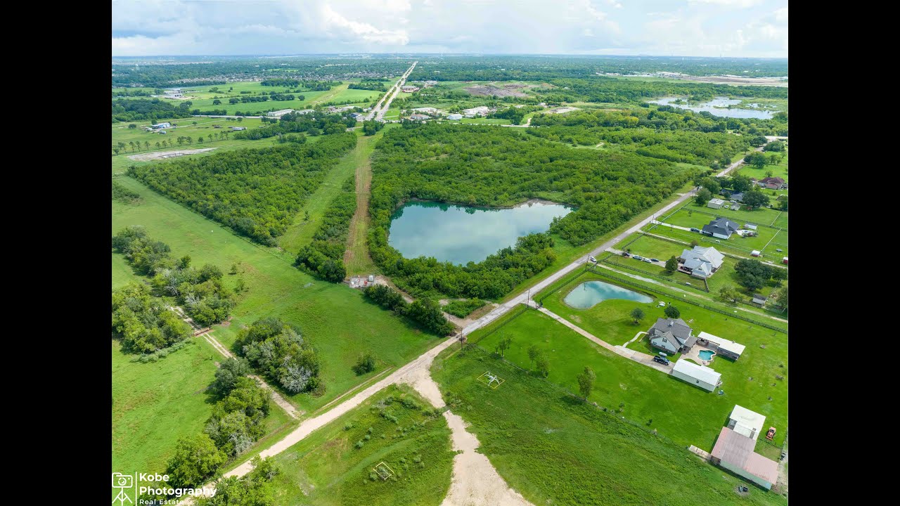 AMAZING DRONE VIDEO OF a 56 Acre Lot! HOUSTON TX - YouTube