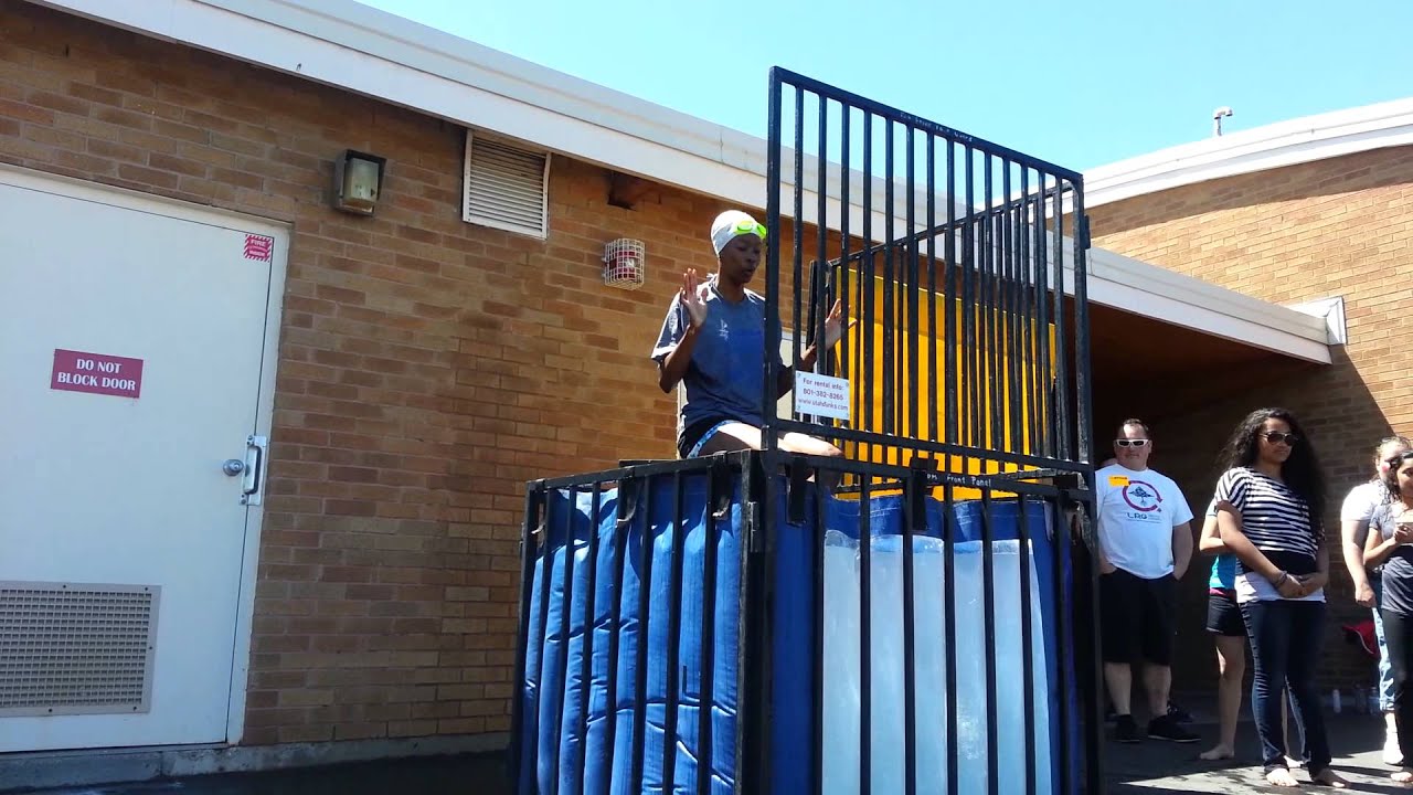 Principal in Dunk Booth - YouTube