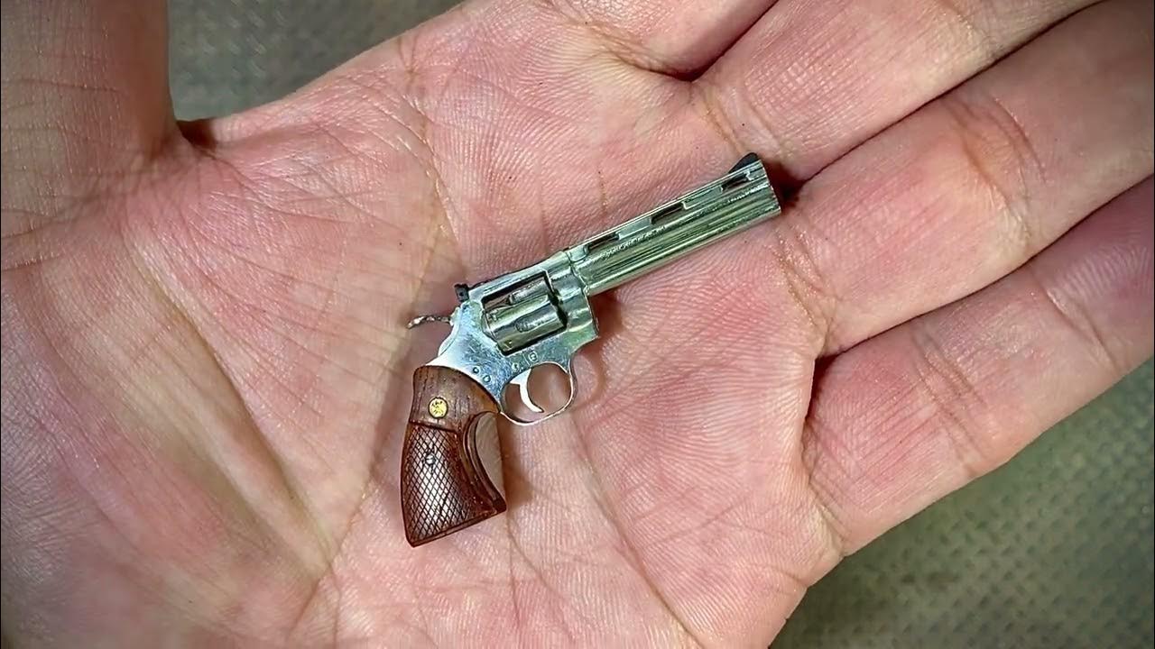 Custom 1/6 Scale Colt Python Version 6 Rick Grimes from "The Walking ...