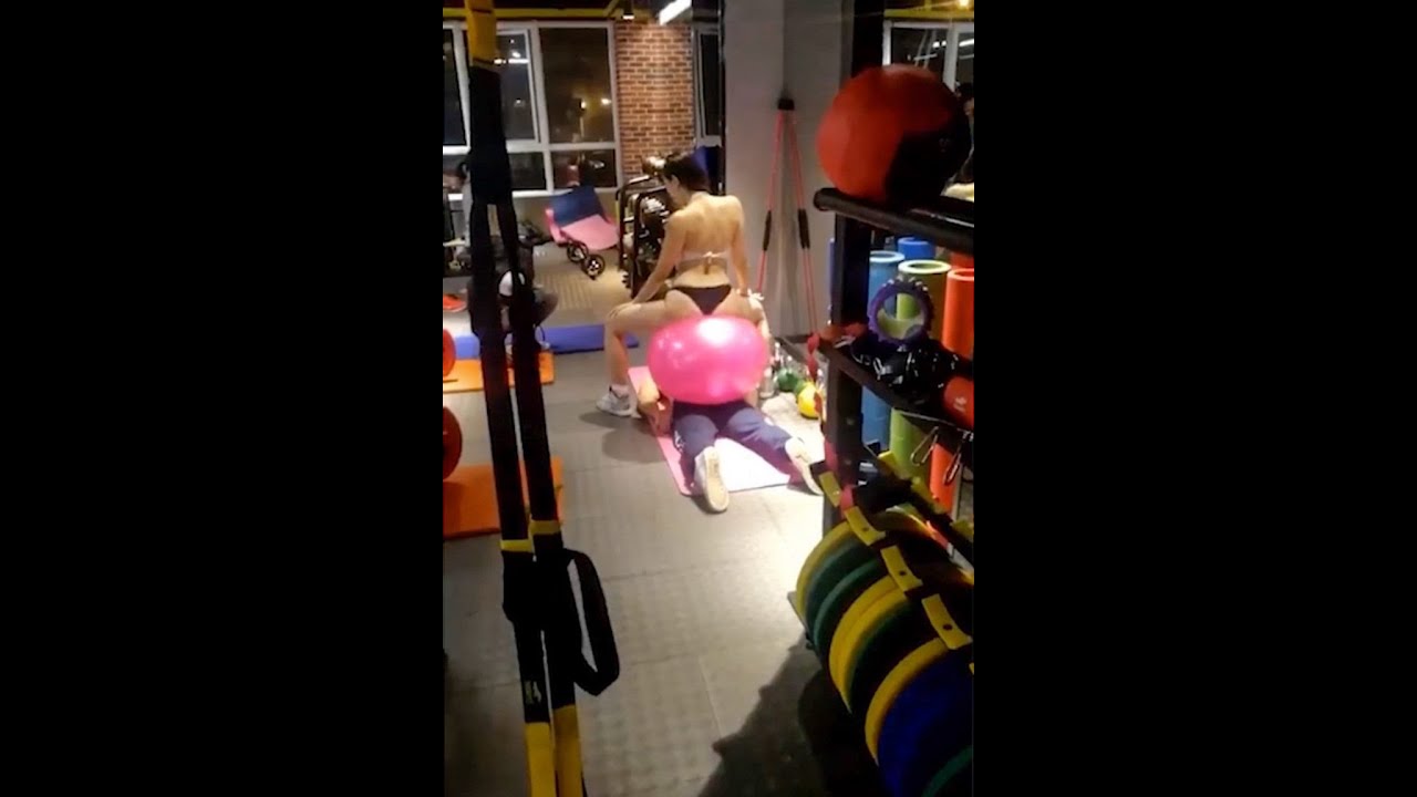 Flexilady model yoga Get your Backbend Splits for the Inflexible - YouTube
