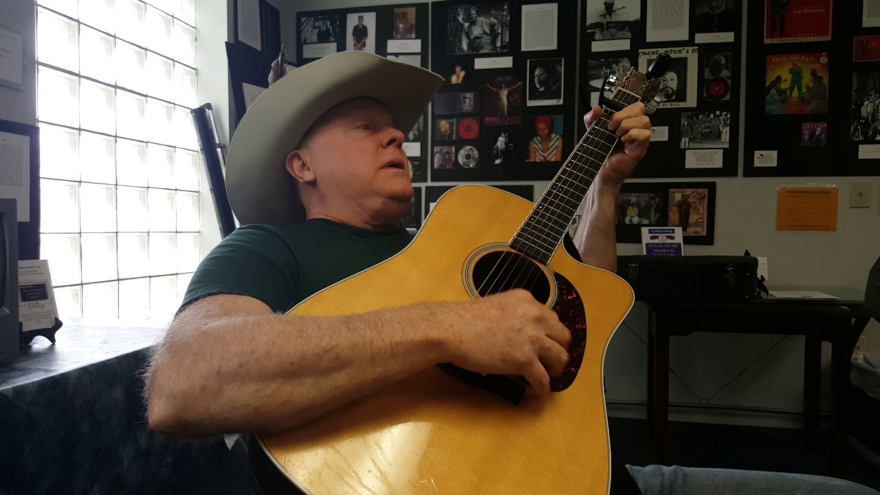 Joe Broome plays Kirsty maccoll - YouTube