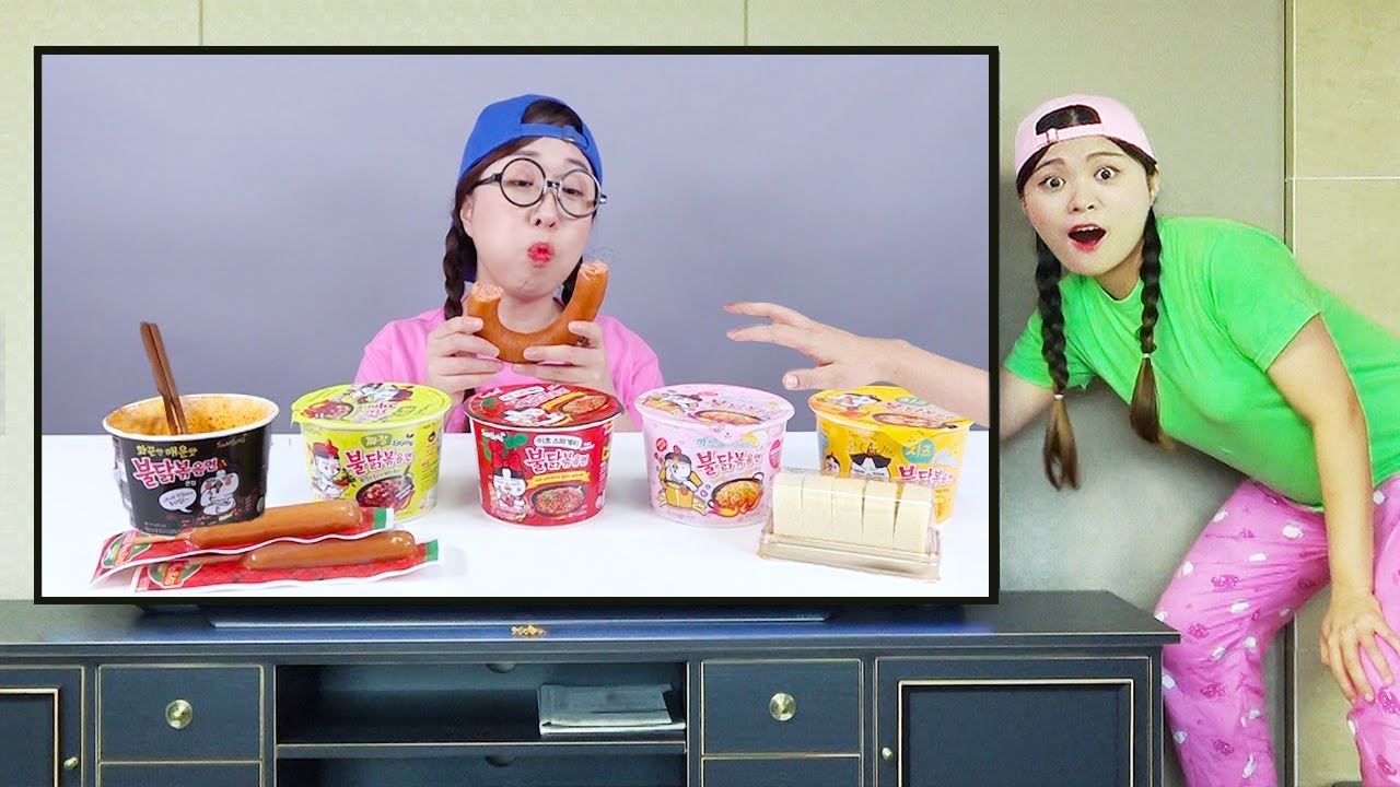 Fire Spicy Noodle Chicken Sausage Mukbang DONA - YouTube