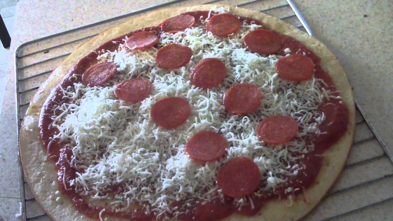 HOMEMADE PEPPERONI OSTER LARGE TOASTER OVEN PIZZA MAMA MARY'S - YouTube