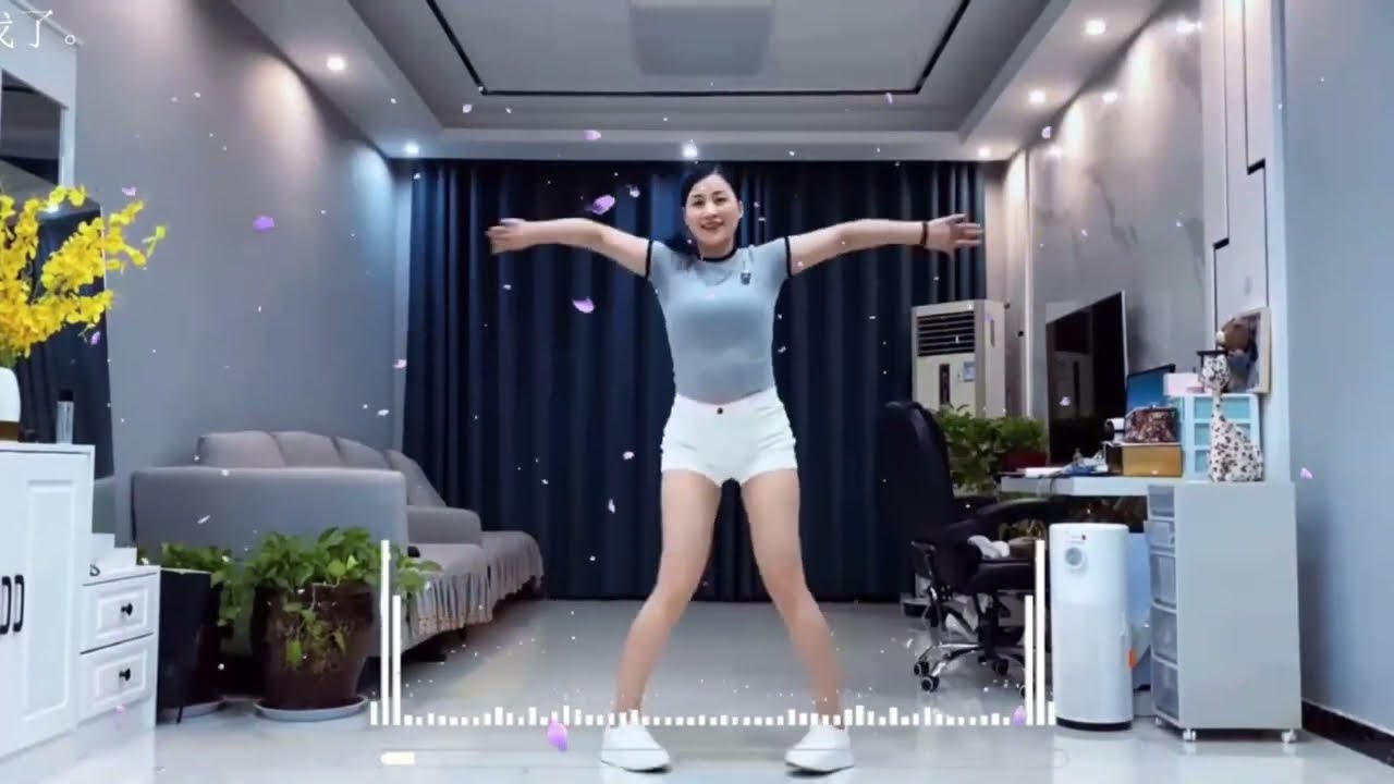 Chinese shuffle dance 💖 Chinese Electronic Flute And Exciting Songs ...