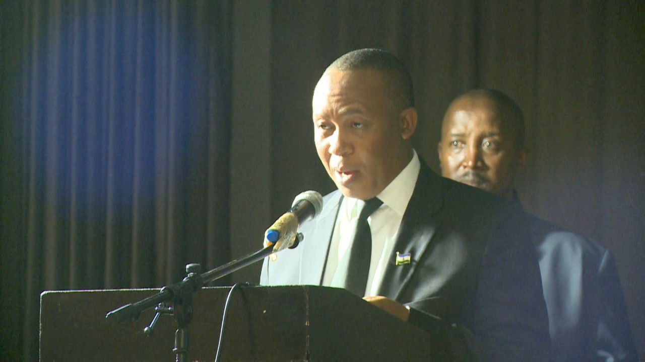 Boitumelo "Queen" Rabele LASA SPORT STAR 2017 - YouTube