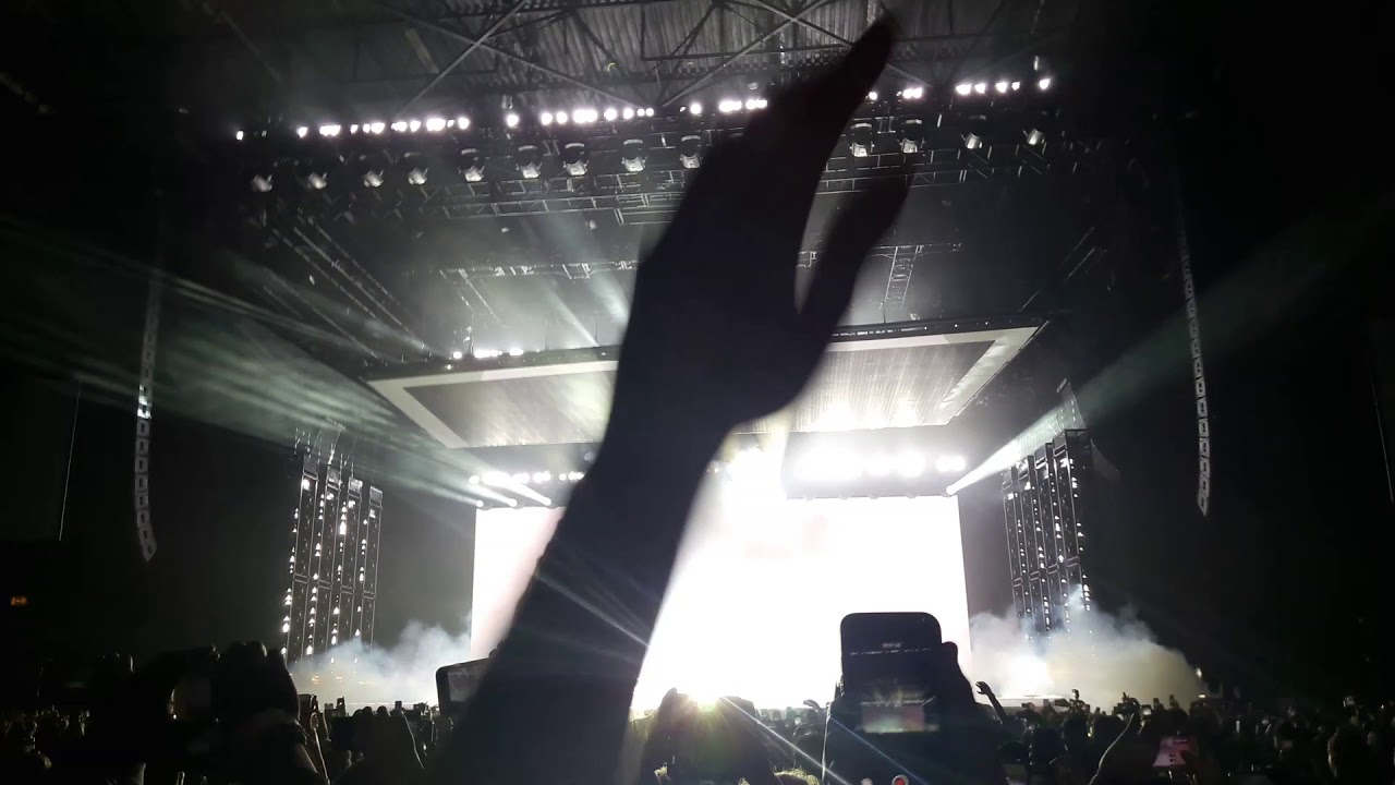 Kendric Lamar The DAMN Tour - YouTube
