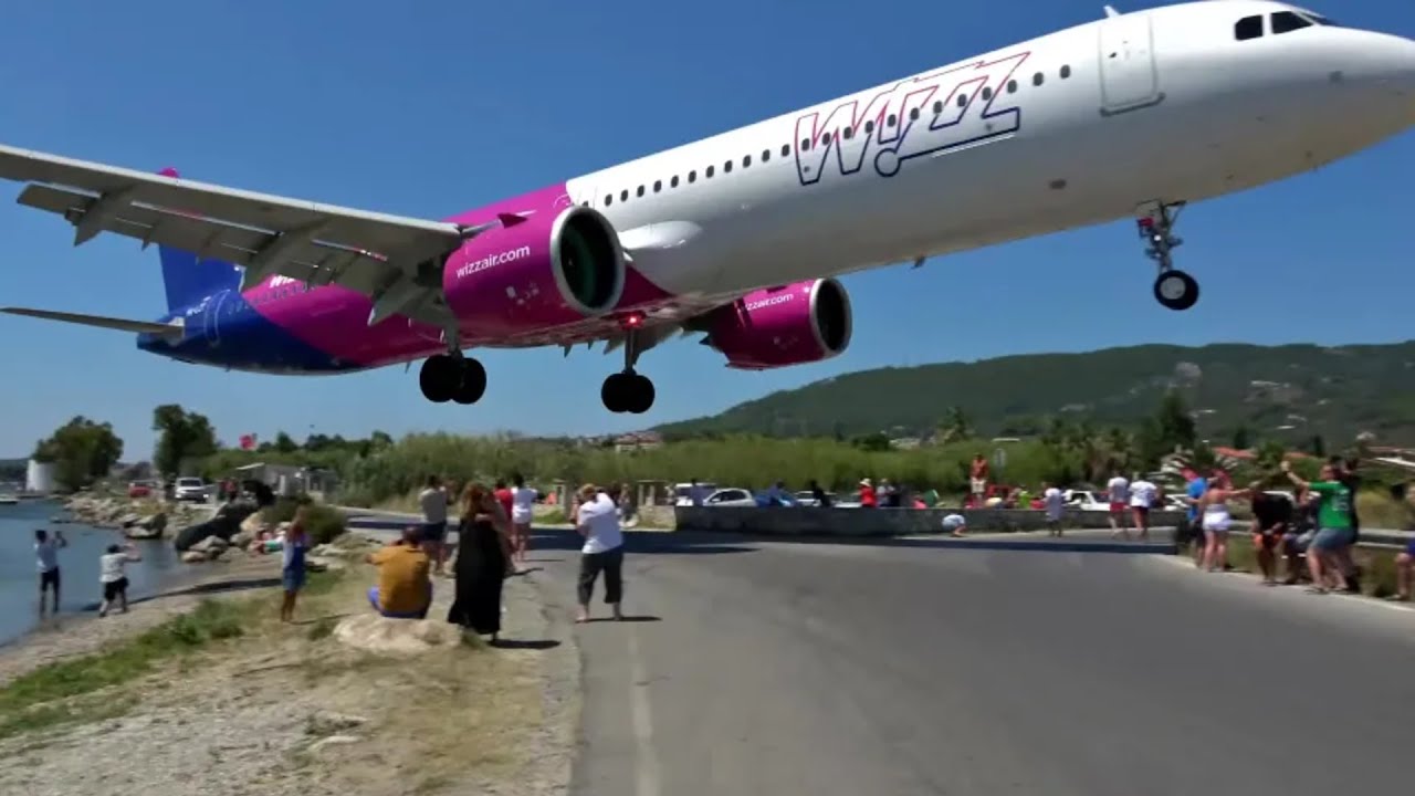 Plane & Helicopter Close Calls and Mishaps - Aviation Fails Compilation ...