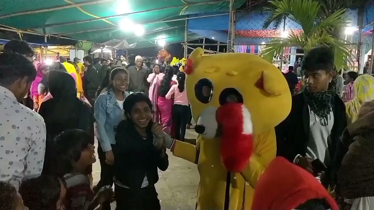 teddy bear prank video Mela 😁 West Bengal barobisha market - YouTube