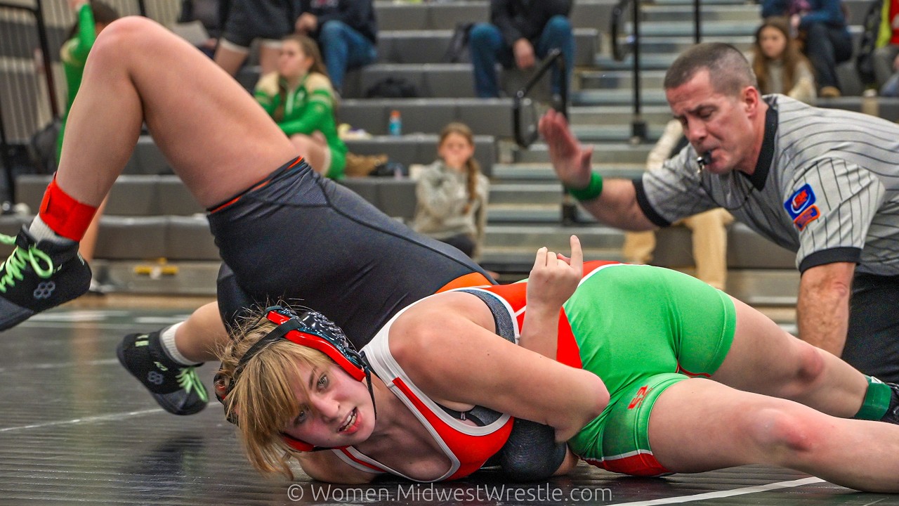 115 – Emily Lowrey {G} of LaSalle Peru IL vs. Izzy White {R} of Minooka ...