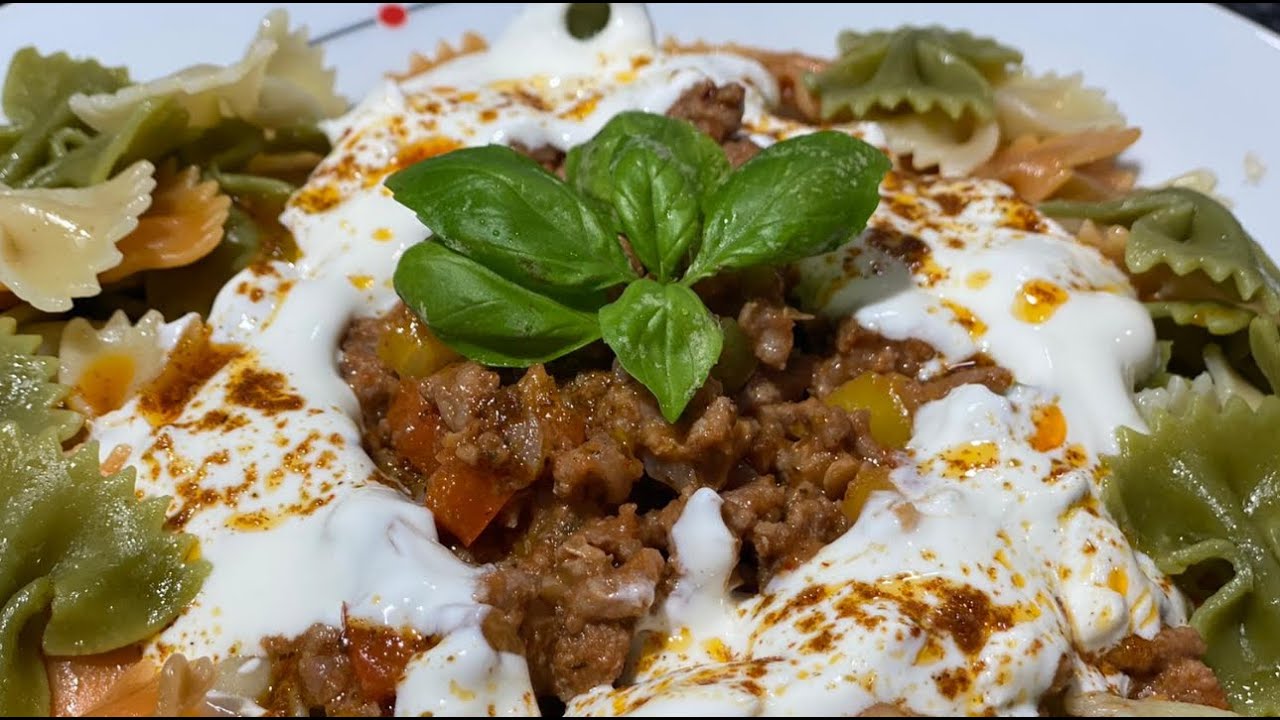 Reteta de PASTE CU CARNE TOCATA - Definitiva - YouTube