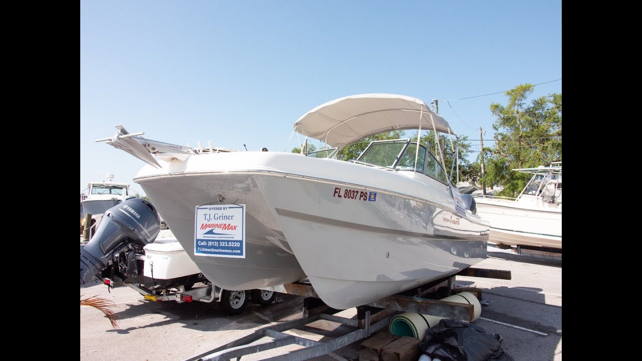 World Cat 23 DC Available at MarineMax St. Petersburg - YouTube