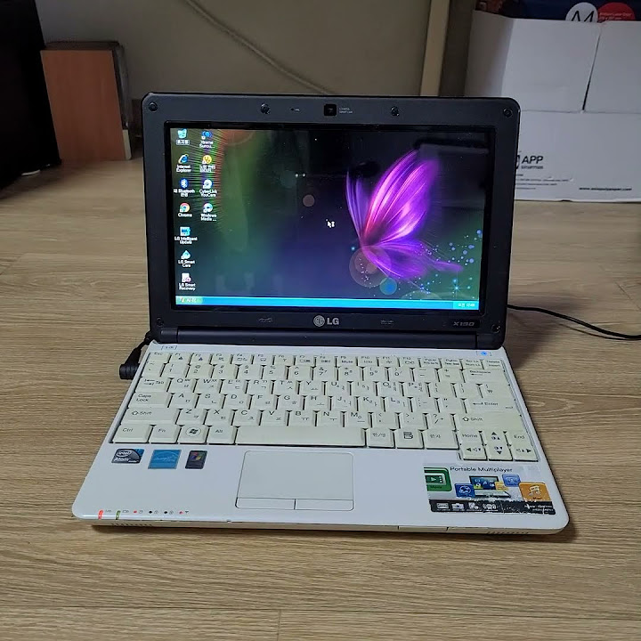 LG xnote 2009 Netbook (x130) - YouTube