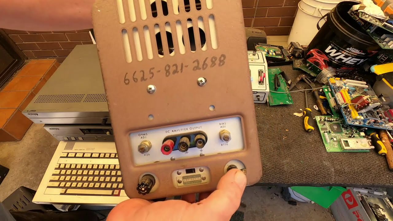 Vintage Aircraft Testing Equipment - YouTube