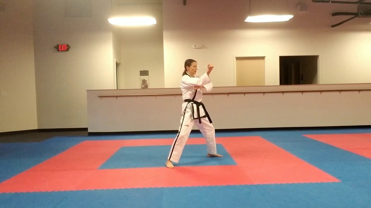 Ga Baek step by step - YouTube