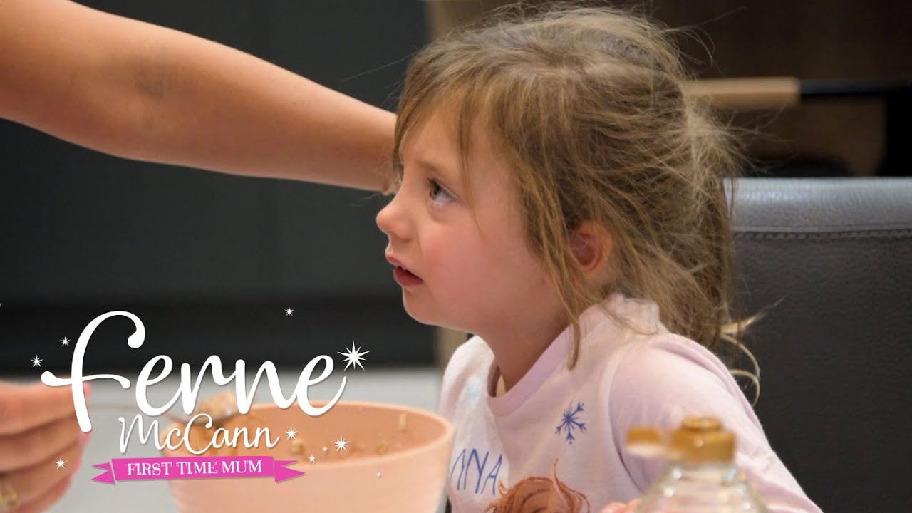 Sunday IS NOT a Morning Person 😂 | Ferne McCann: First Time Mum - YouTube