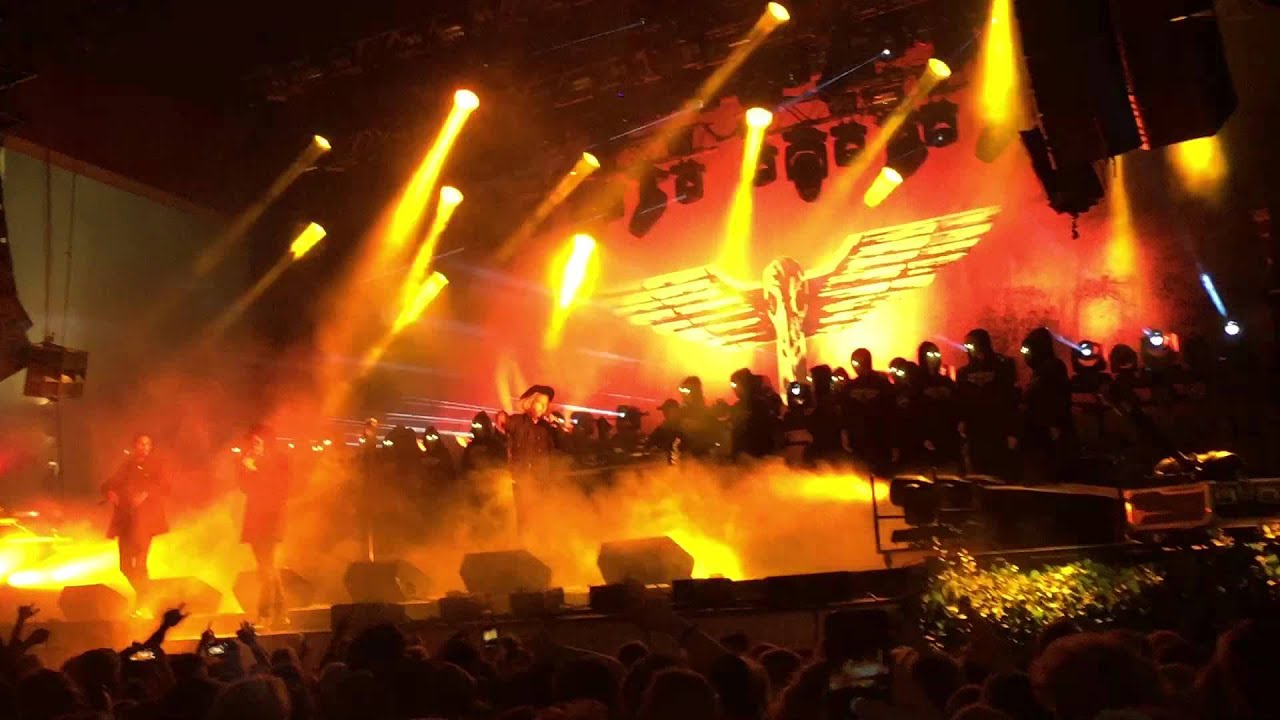 Maskinen feat Movits - Limousine live at Gröna Lund 20150918 - YouTube