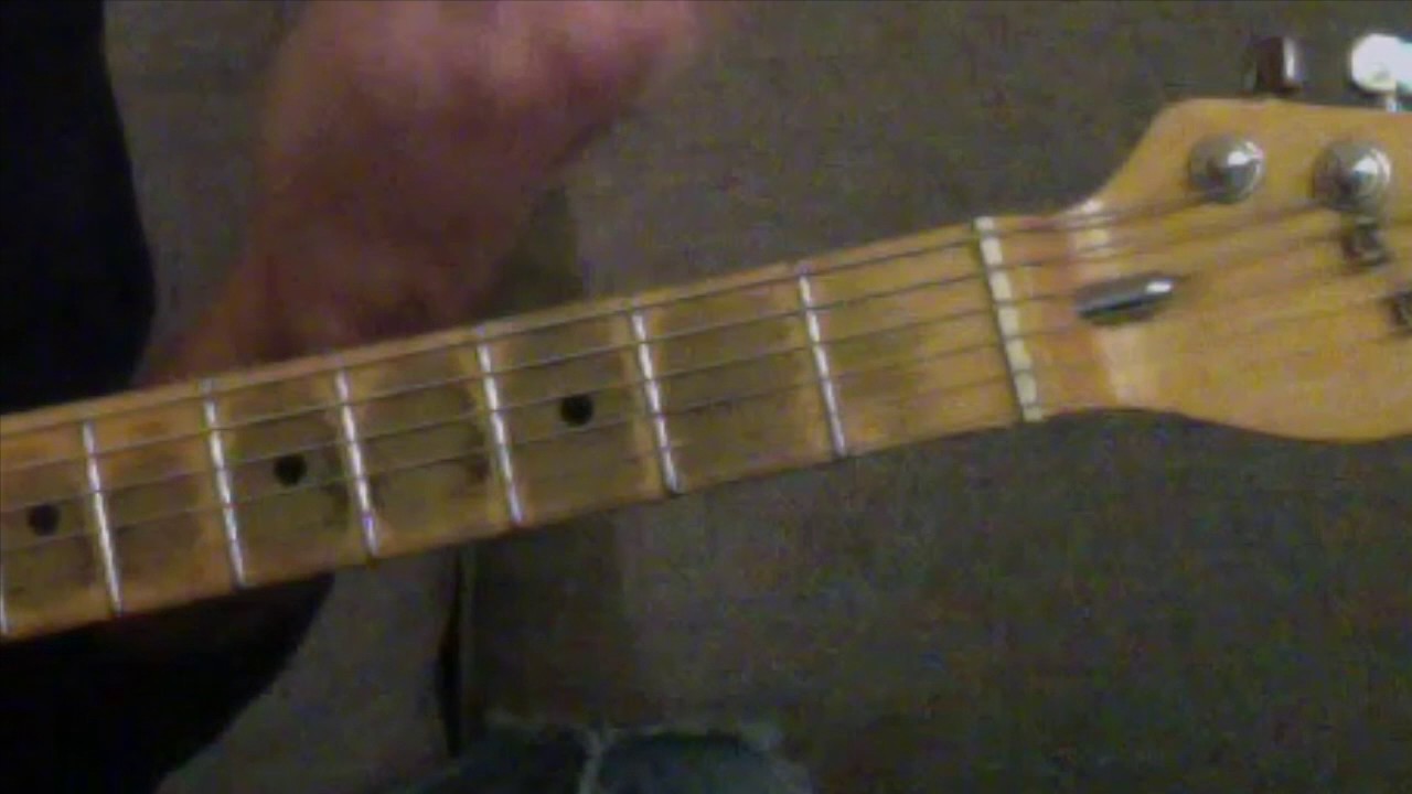 Bulletproof - Radiohead (Chords) - YouTube