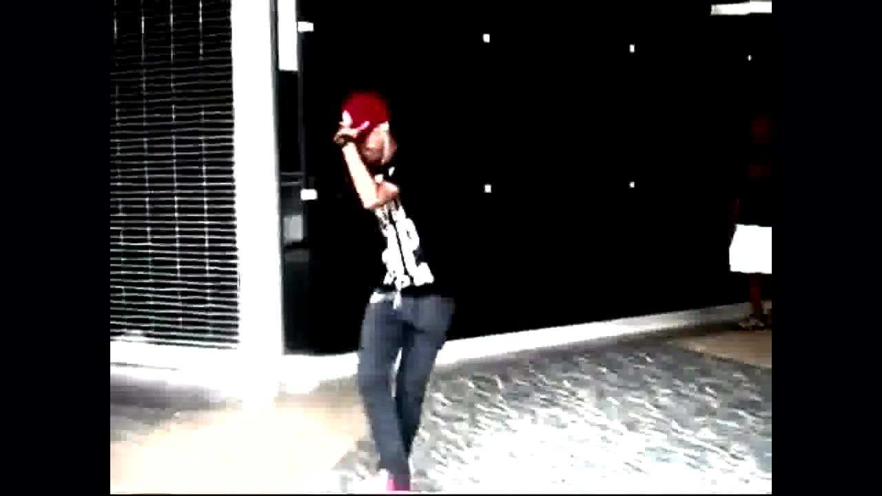 JBoy aka U.N.O. [Unlike No Other] shuffling - YouTube