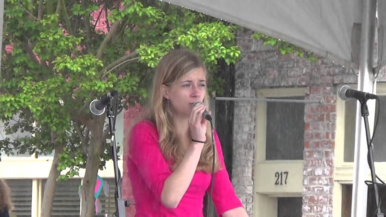 Anna Corley - A Thousand Miles Vanessa Carlton cover 2013 - YouTube