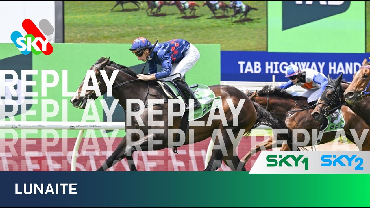 LUNAITE WINS AT ROSEHILL - YouTube