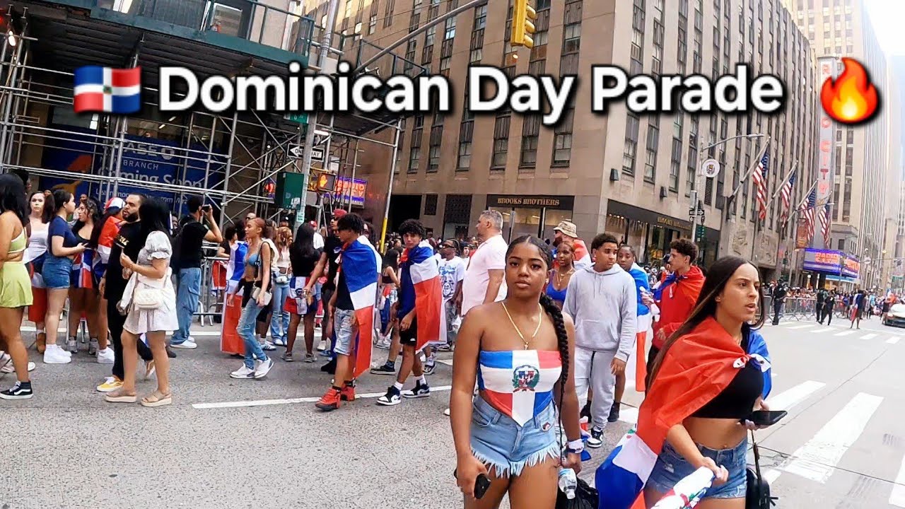 Dominicans and Friends enjoying the Dominican Day Parade in New York ...