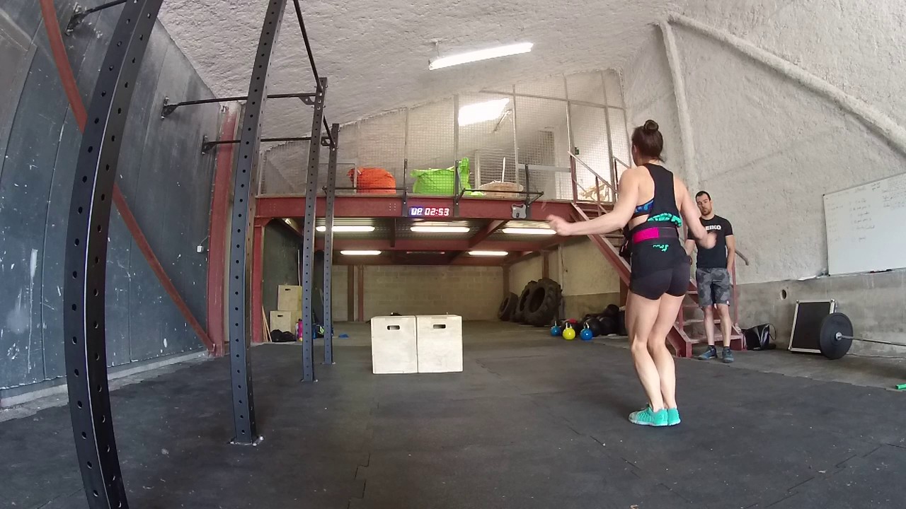 Erin SIMS CrossFit Electron M35 FTD2017 WOD4 - YouTube