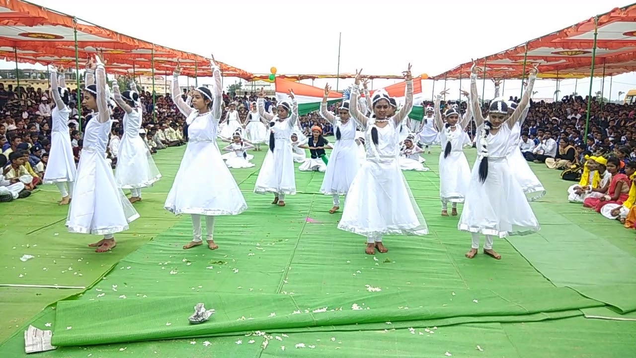 Gurukul dance performance 15 aug 2018 - YouTube