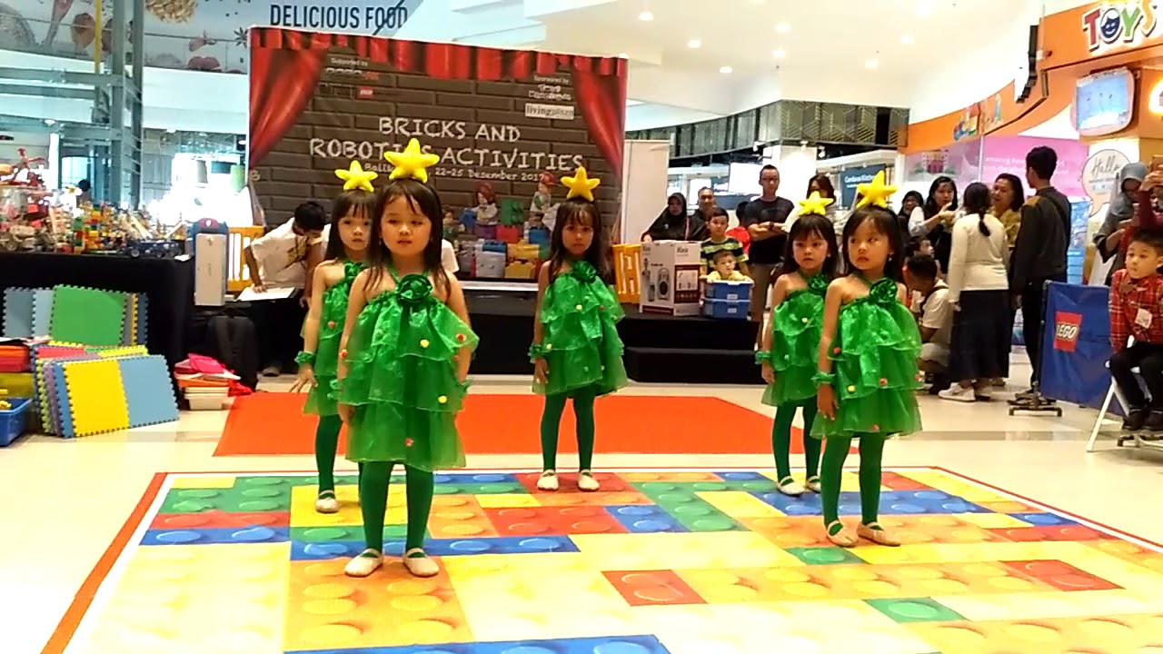 Christmas tree dance, baby dance, kids dance, christmas dance - YouTube