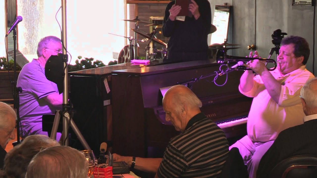 Give Me A Kiss To Build A Dream On - Jon Seiger & Neville Dickie - YouTube