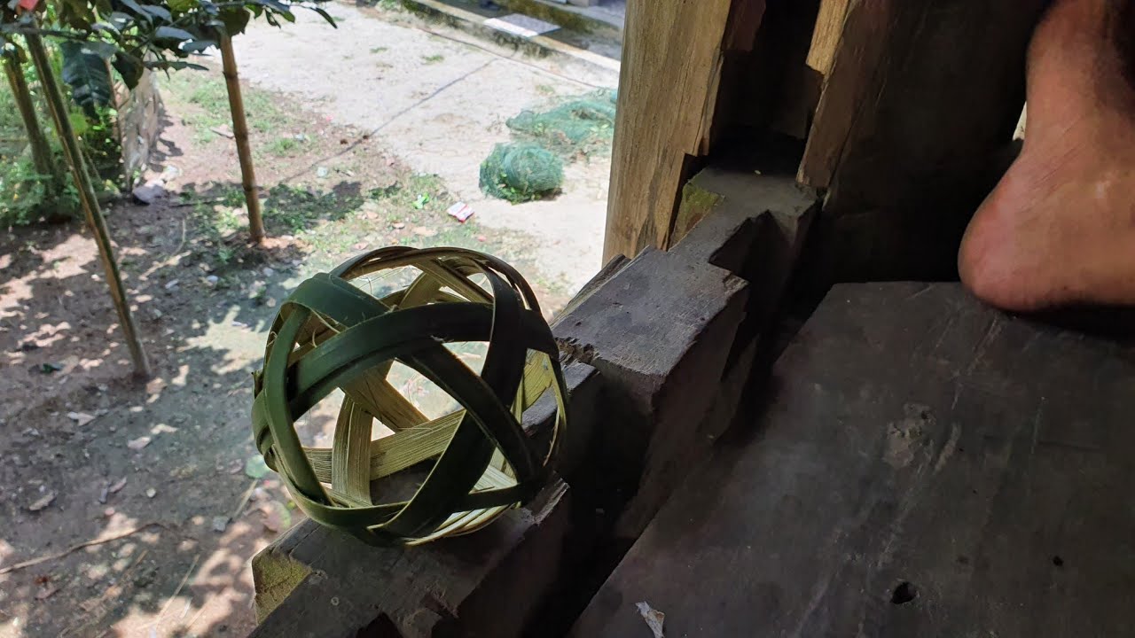 "How to Make a Bamboo Ball" - YouTube