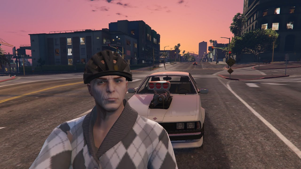 Playing as an old man in GTA 5 Roleplay - YouTube