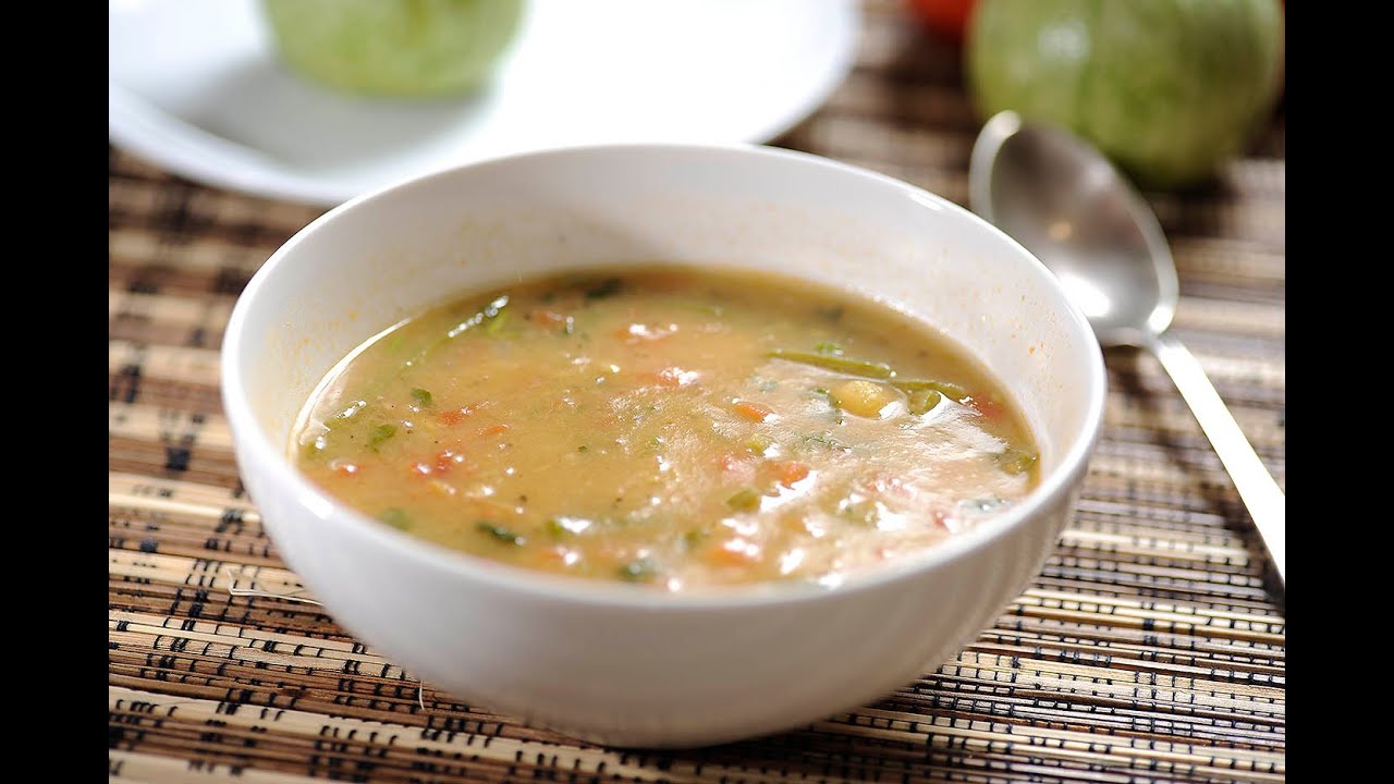 Lima bean and nopal soup Mexican food - YouTube