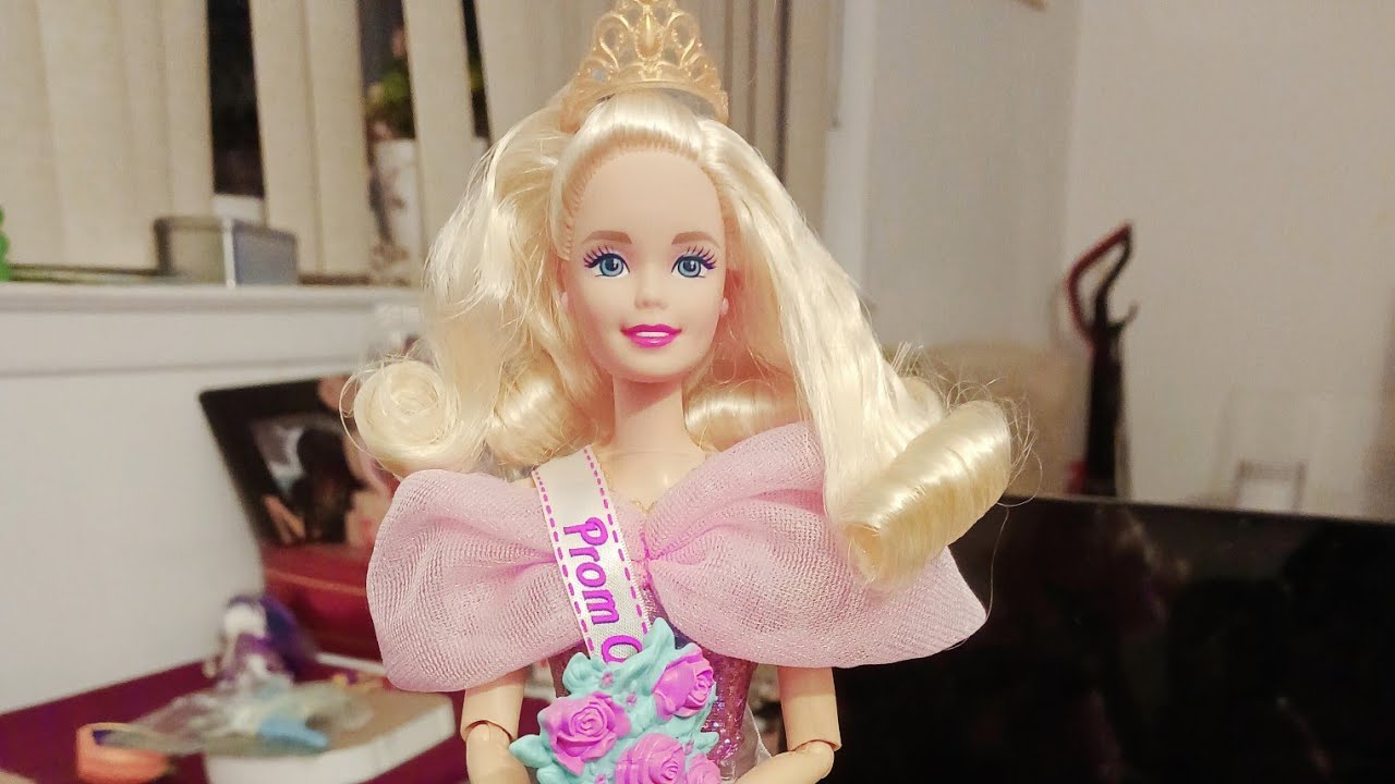 Barbie Rewind doll Prom Queen 1985 - YouTube