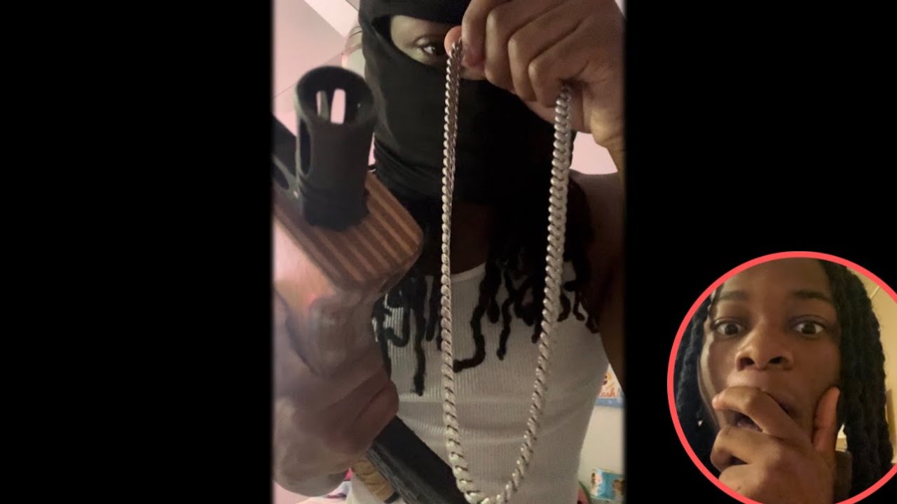 Big Moochie grape Chain Snatchers Goes live After Robbing Him “Stop ...