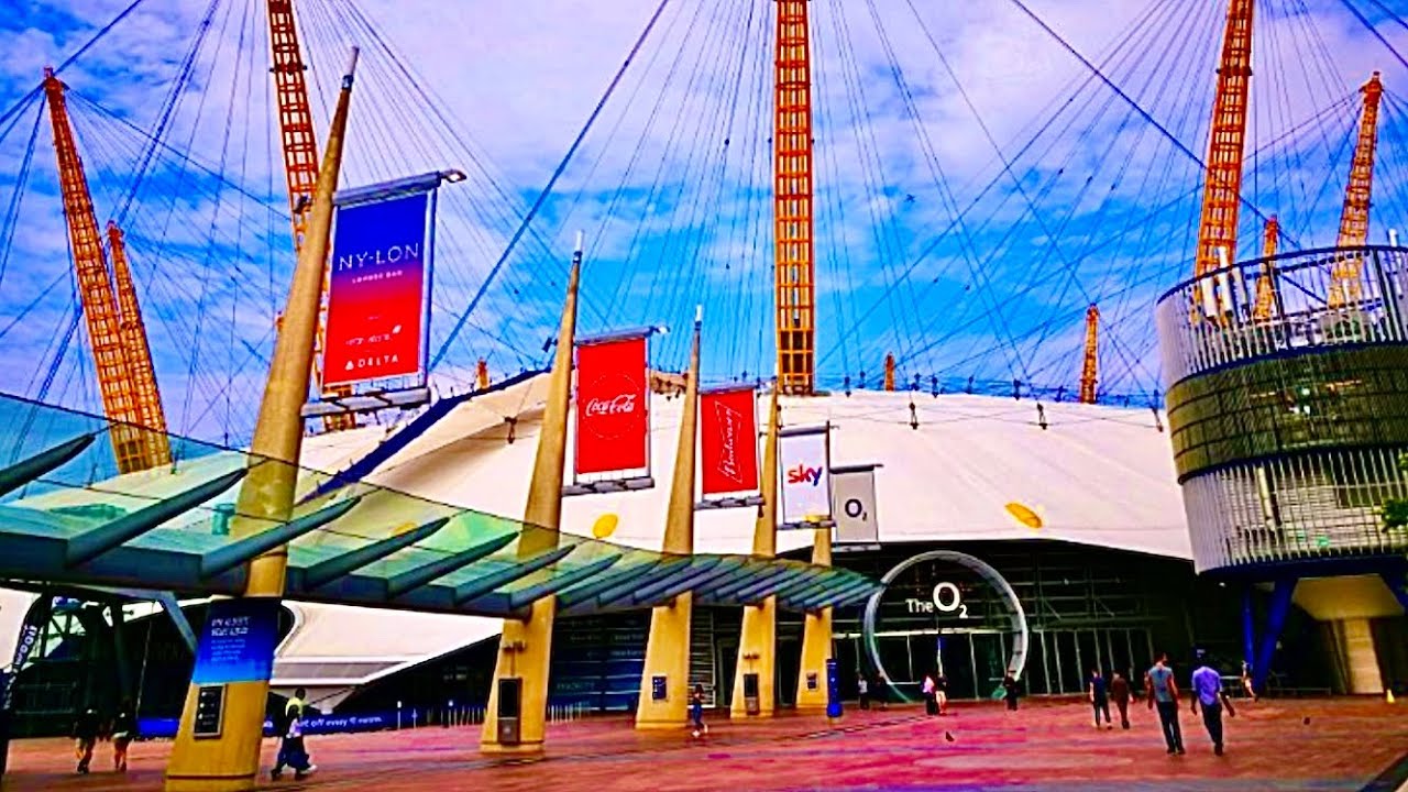 LONDON WALKING - The O2 Arena London - Virtual Walk 4K - YouTube