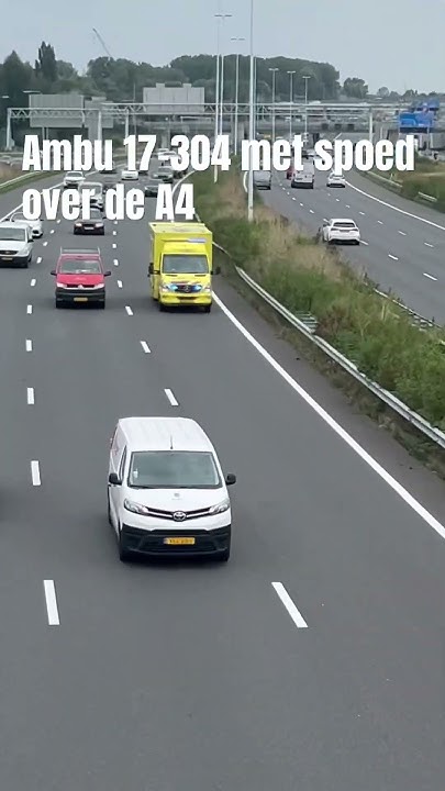 Mijn eerste short Ambu 17-304 met #spoed over de A4 ⁠#112 ⁠@112SpotterJeff - YouTube