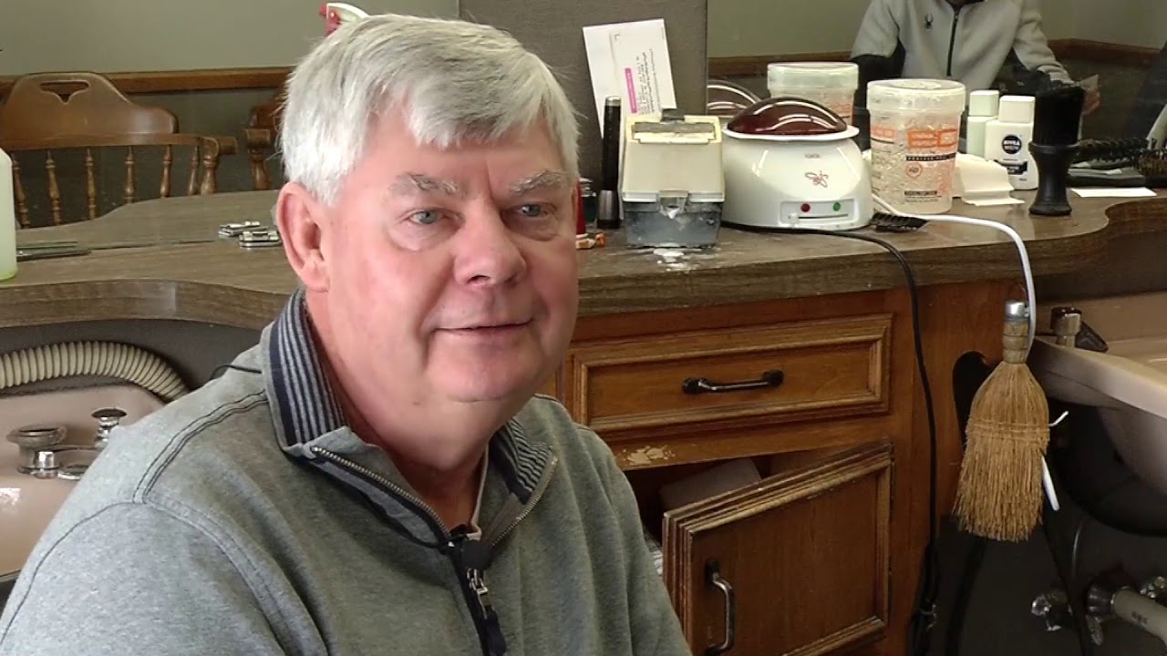 New Hope Barber retires after 40+ years on the job - YouTube