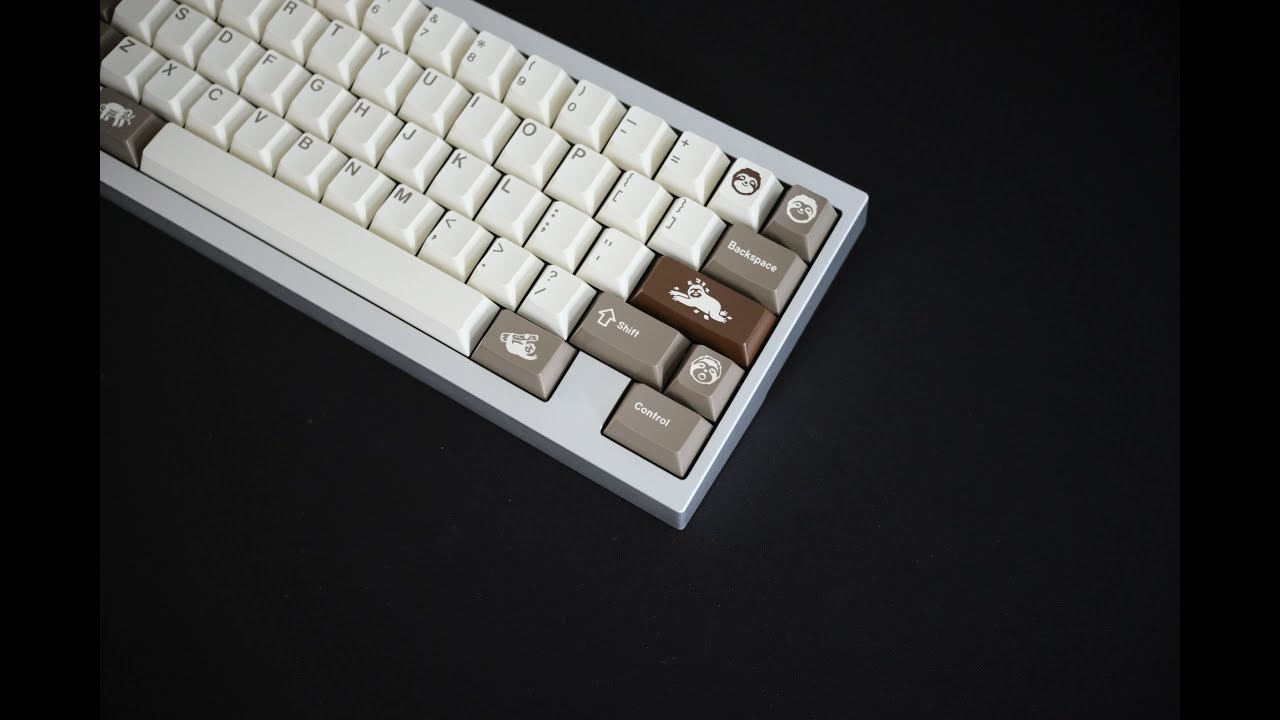 Leviatan with Vintage Black Cream switch - Plateless - YouTube