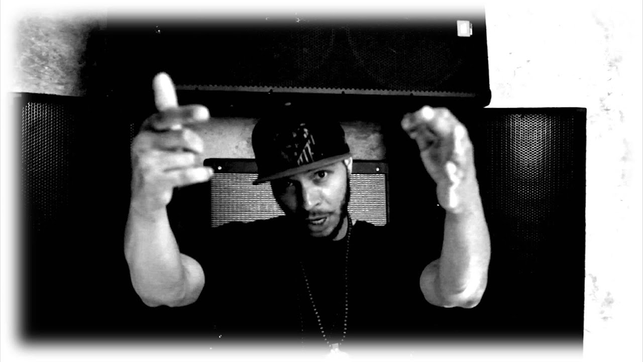 Weirdo - Official Music Video (Muggzy Flowz, Frank Moses, Phranchyze ...