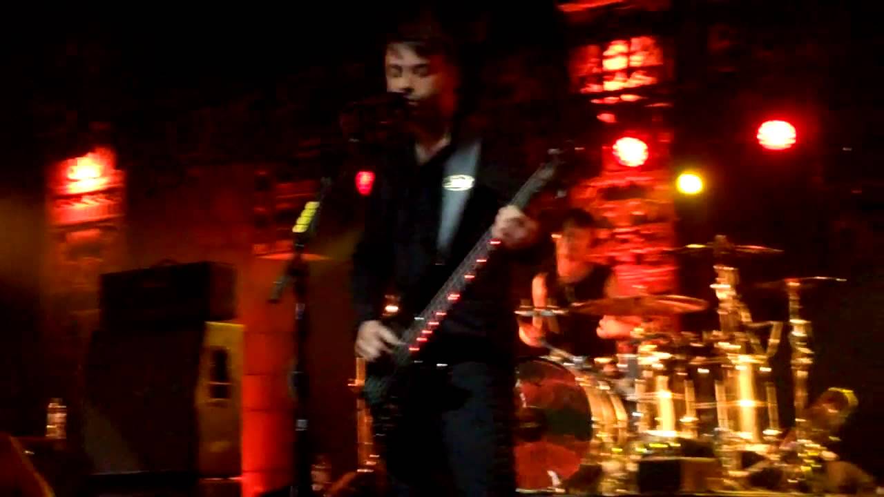 Muse - Animals (Highlights) (Live from The Mayan 2015) - YouTube