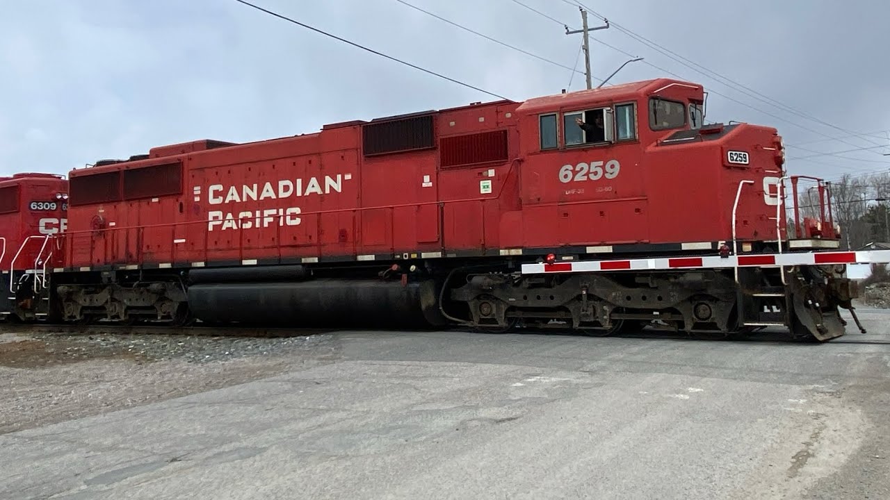 CP 6259 at Dowling (4/21/2024) - YouTube