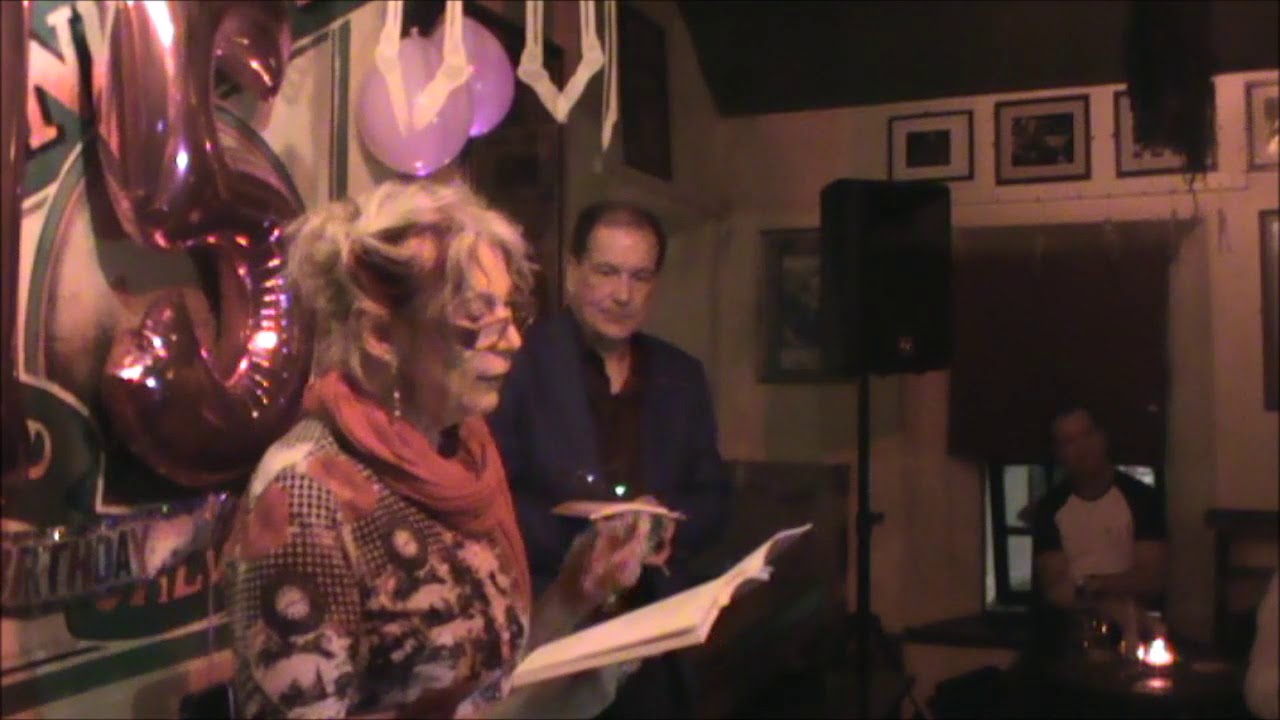 Robyn Rowland reading at Crannóg 46 - YouTube