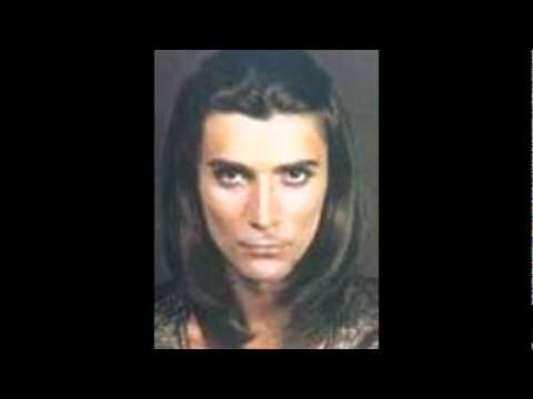 Renato Zero "Er Sor Ceceto"by sorcinonumerouno - YouTube
