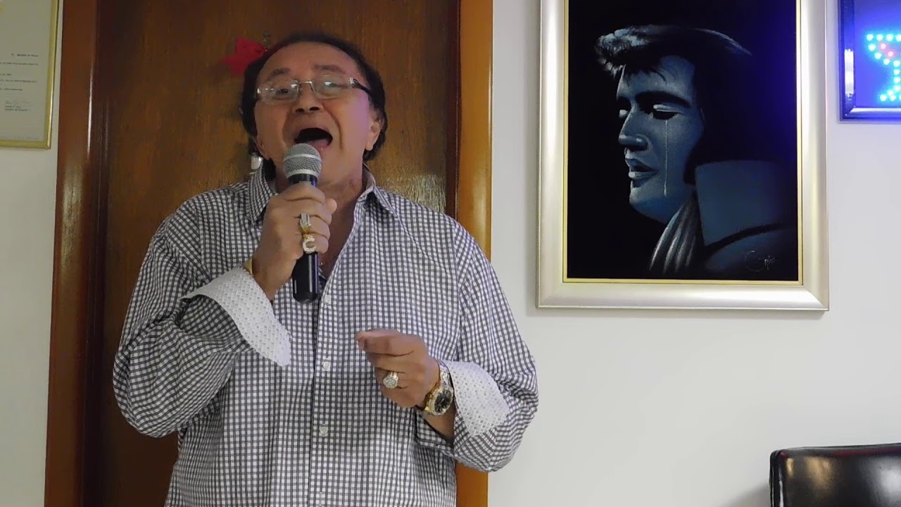 Freddie Torres Cantando "Cariño Malo" - YouTube