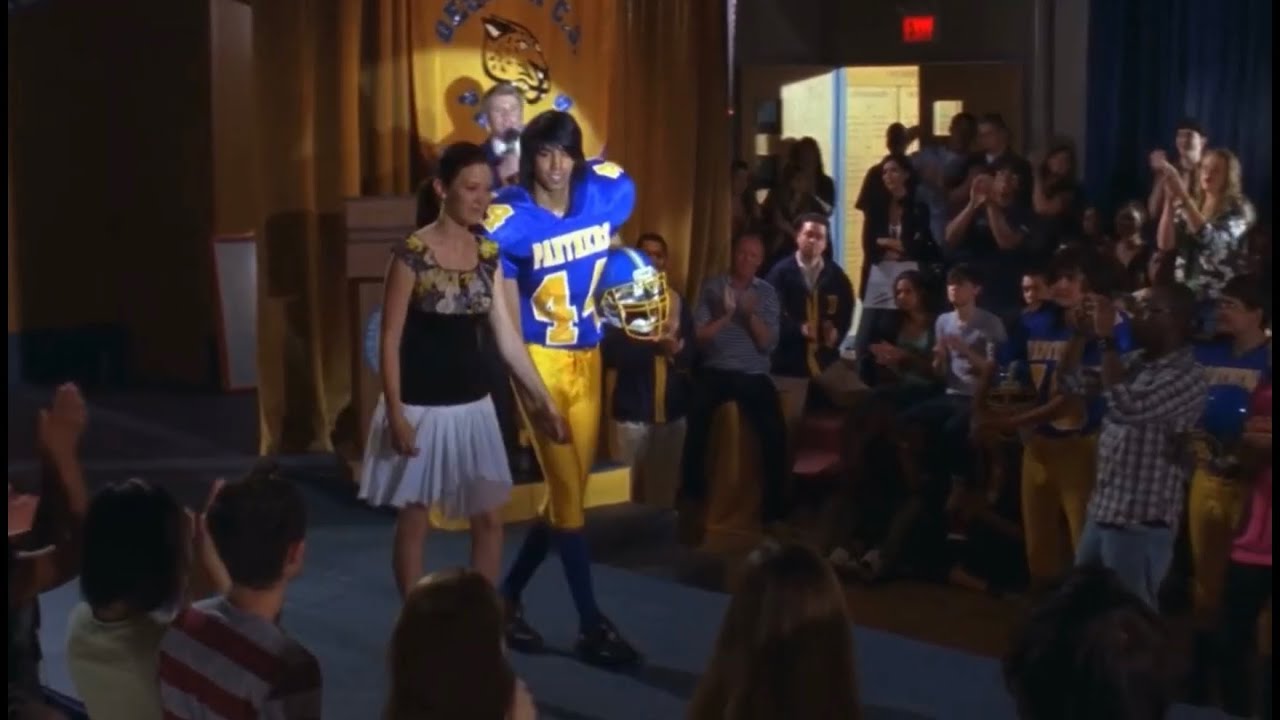 Football fashion show scene S8 E1 | Degrassi - YouTube
