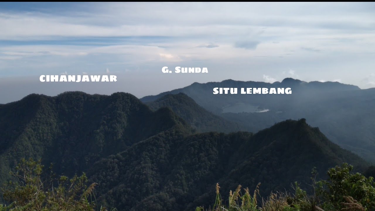 Puncak Gunung Burangrang - YouTube