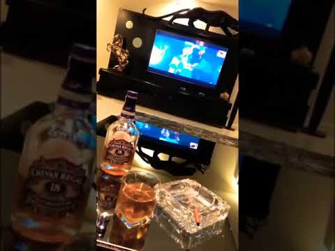 Gözünü seveyim bir hayalin içindeyim