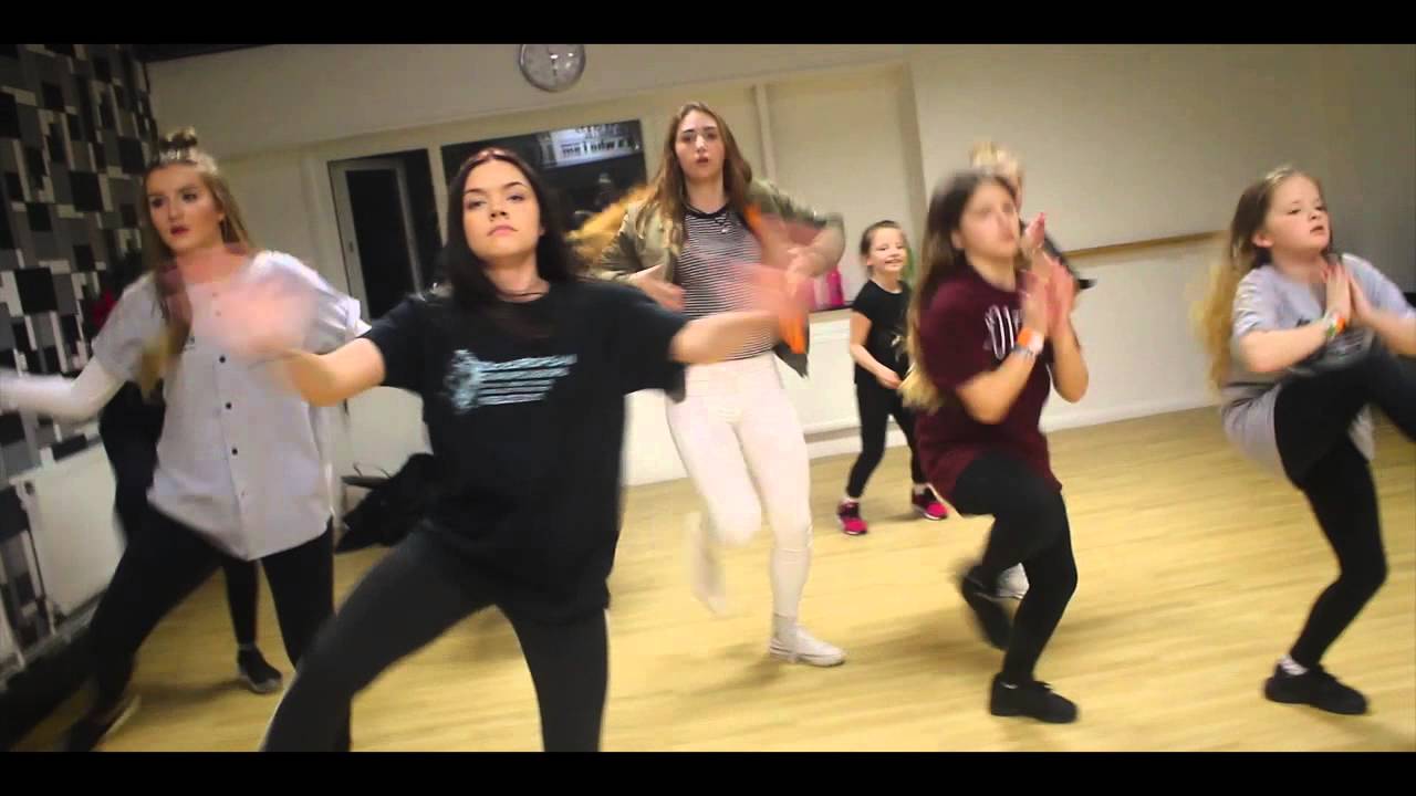 NEEDLE-EYE PUM PUM || SPICE || (Choreography by STEPHEN TUCKER) - YouTube