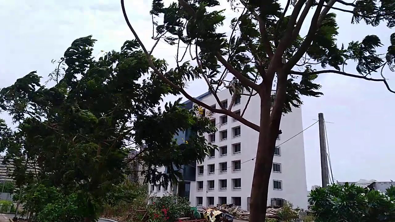 Inside UM-DAE-CBS Campus, Santacruz, Mumbai in Monsoon wind - YouTube
